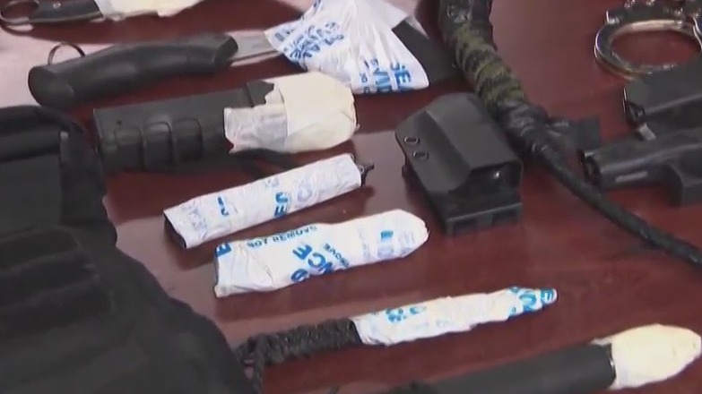 Weapons found during NYC traffic stop sparks terror probe | Morning in ...