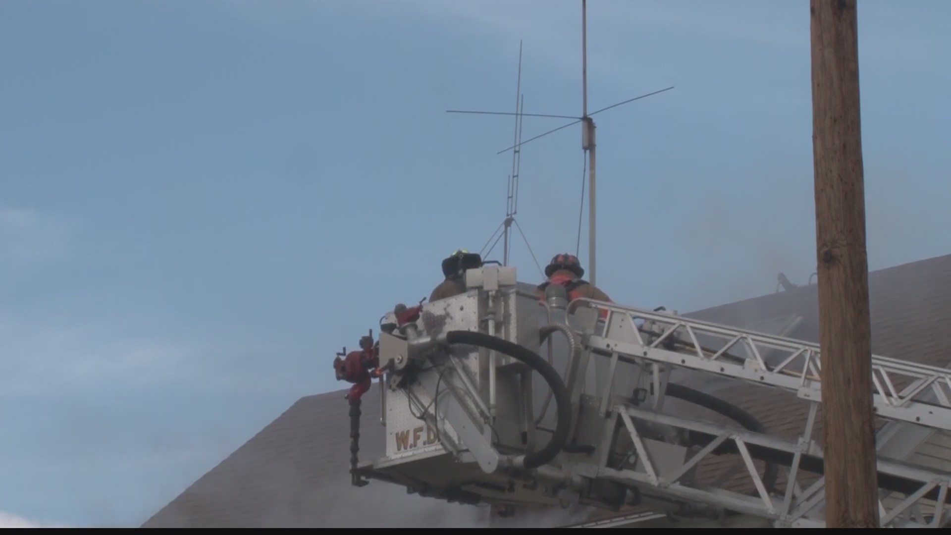 Fire Engulfs Unoccupied Warwood House Sustains Major Damage Wtrf