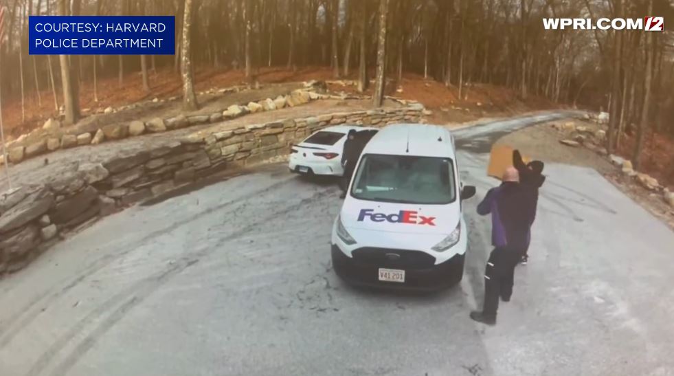 Video Now: FedEx driver robbed of package during delivery – WPRI.com