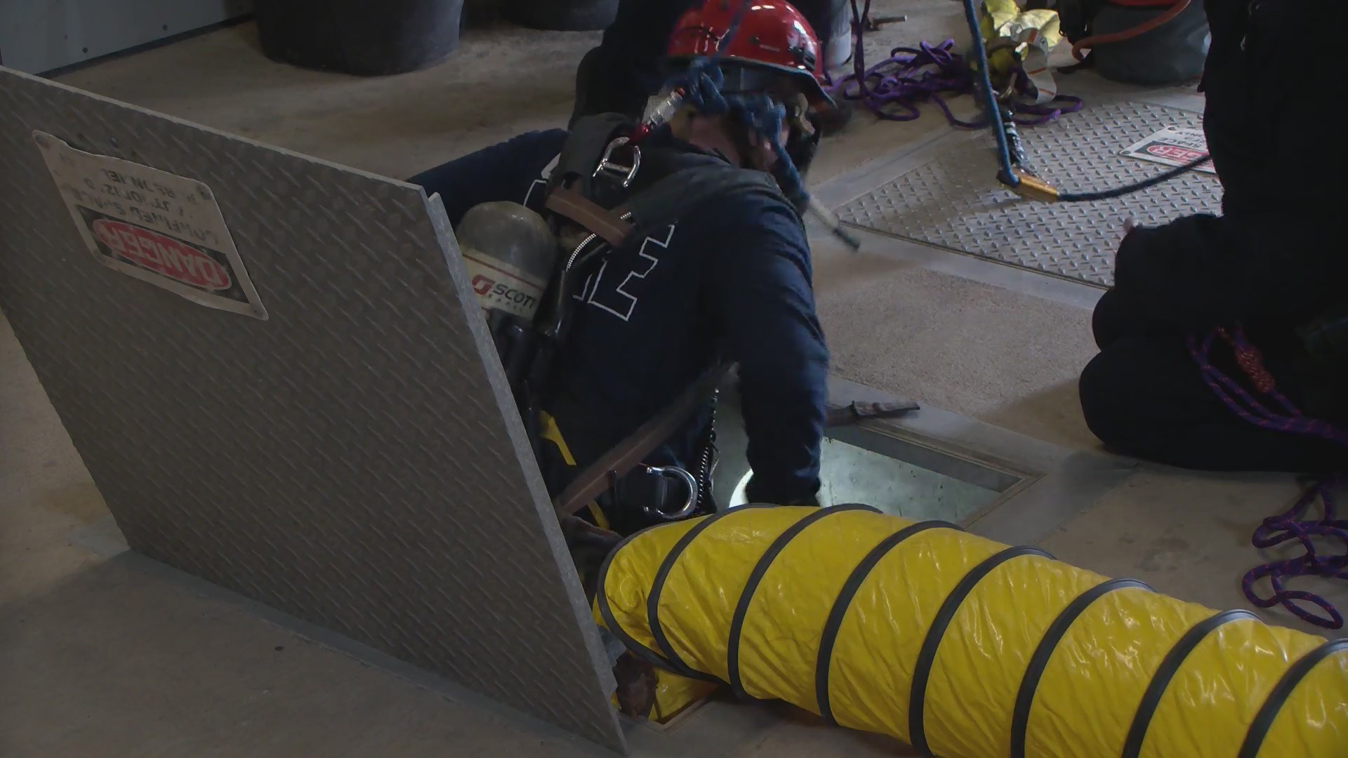 Champaign Fire hones their skills in cramped spaces – WCIA.com