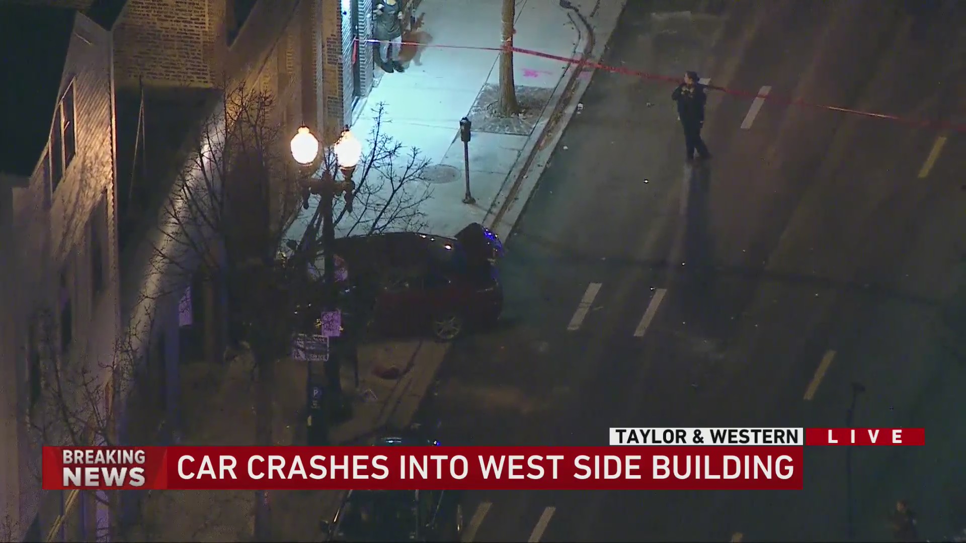 Car crashes into building on Near West Side – WGN-TV