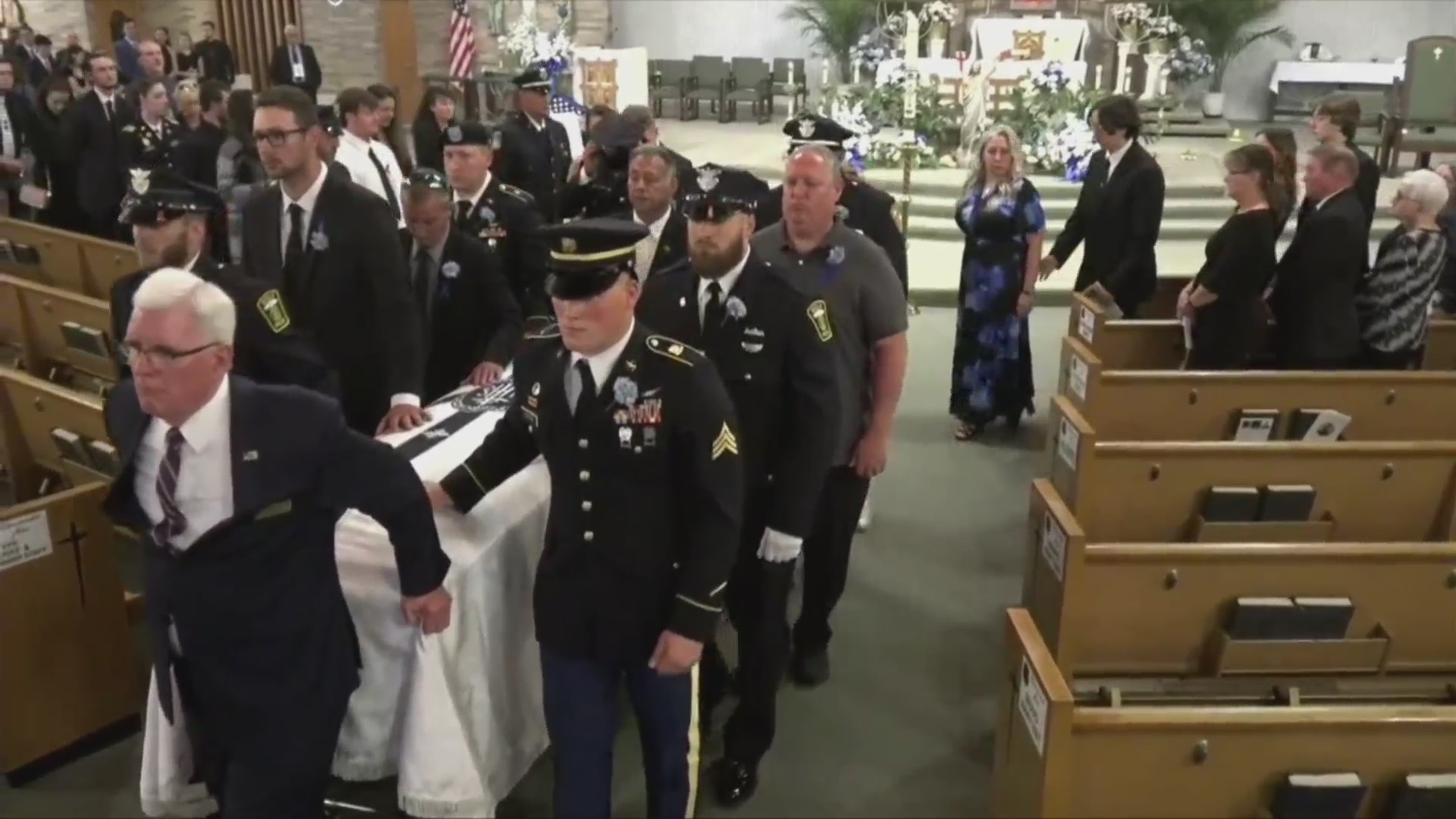 Officer Derbin’s casket leaves church – Fox 8 Cleveland WJW