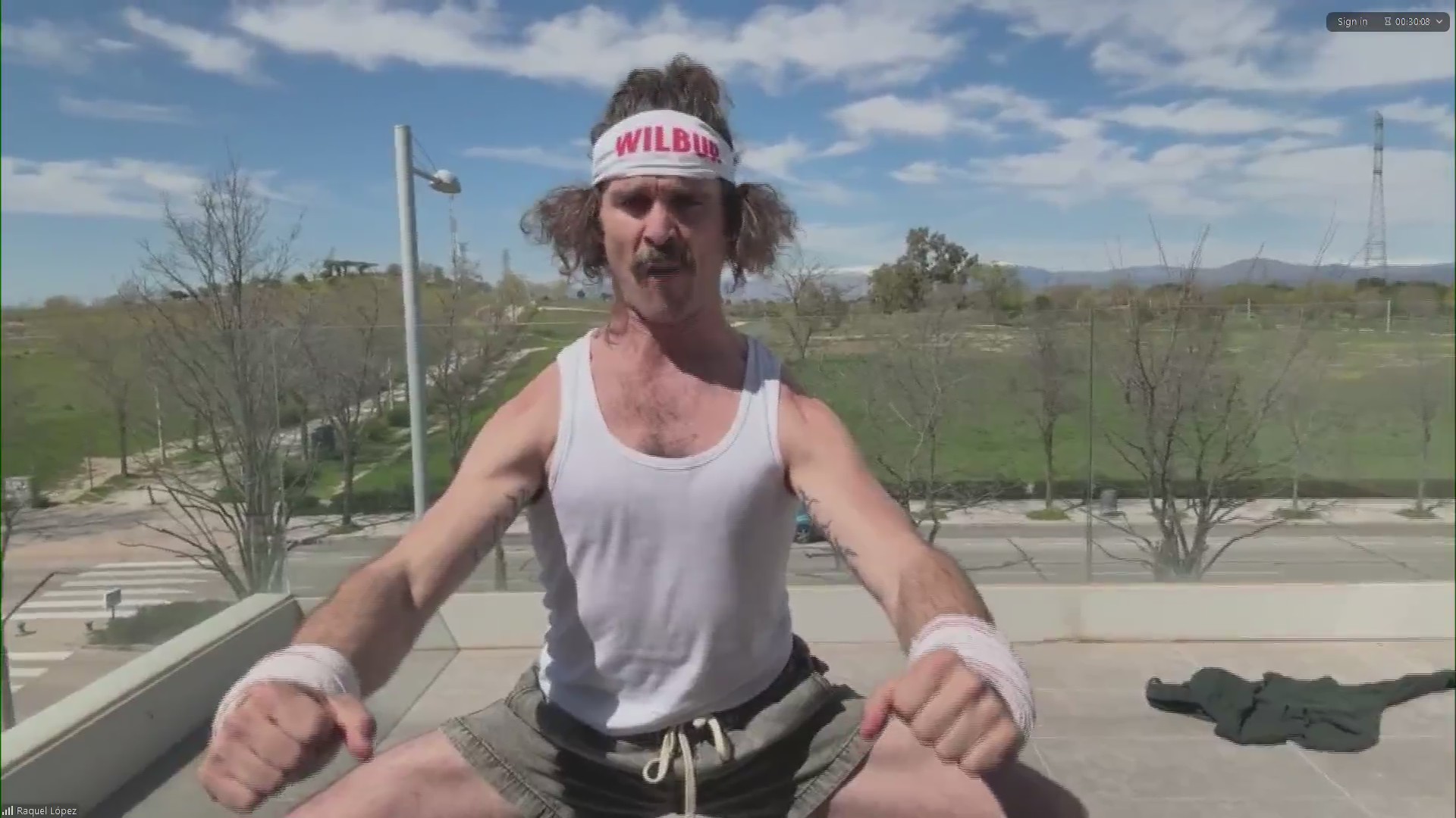 Wilbur is back! Here’s his stunt of the day – WGN-TV