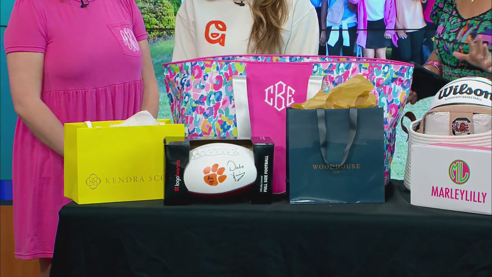 Girl Greenville and Marley Lilly – WSPA 7NEWS