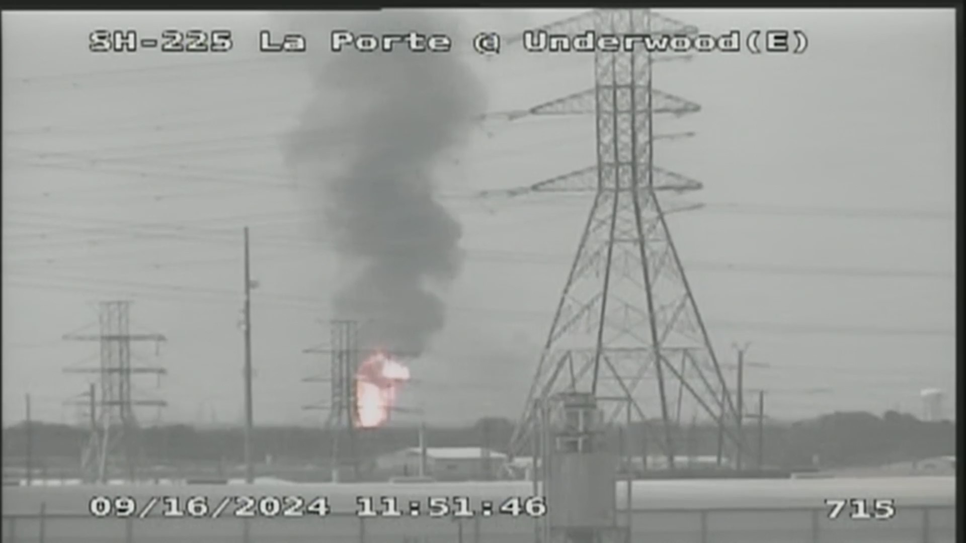 Video of massive pipeline fire in La Porte | CW39 HOUSTON – CW39 Houston
