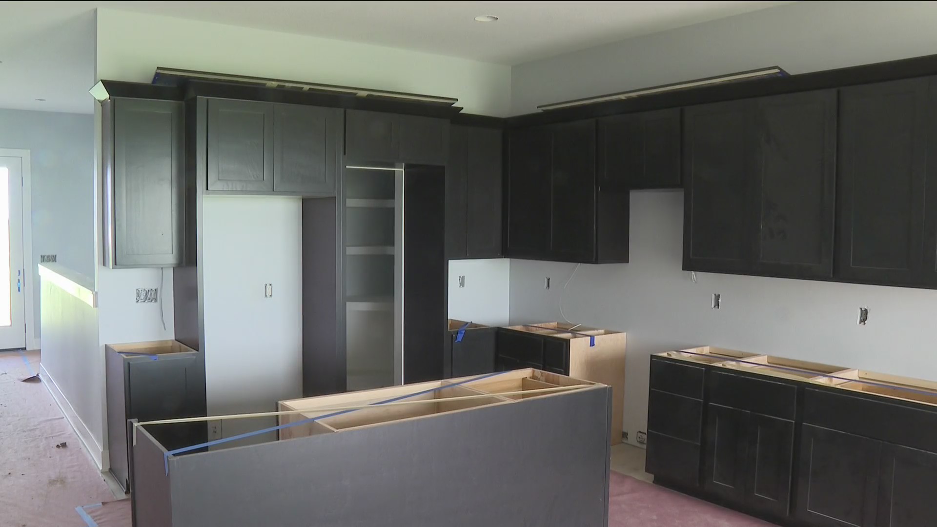 Another family’s dream home turns into ‘nightmare’ after contractor ...