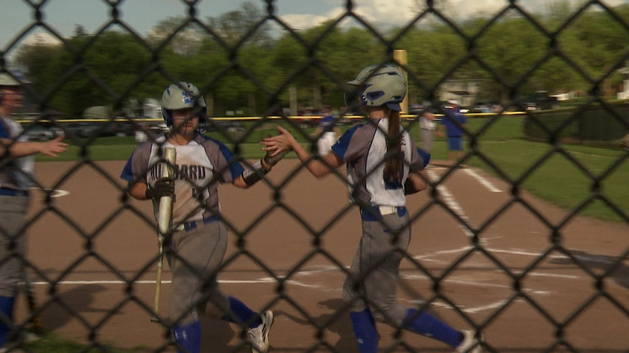 Hubbard softball holds off Poland in NE8 action – WKBN.com