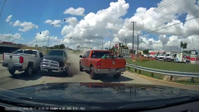 APD body cameras show what happened after suspect allegedly stole truck ...