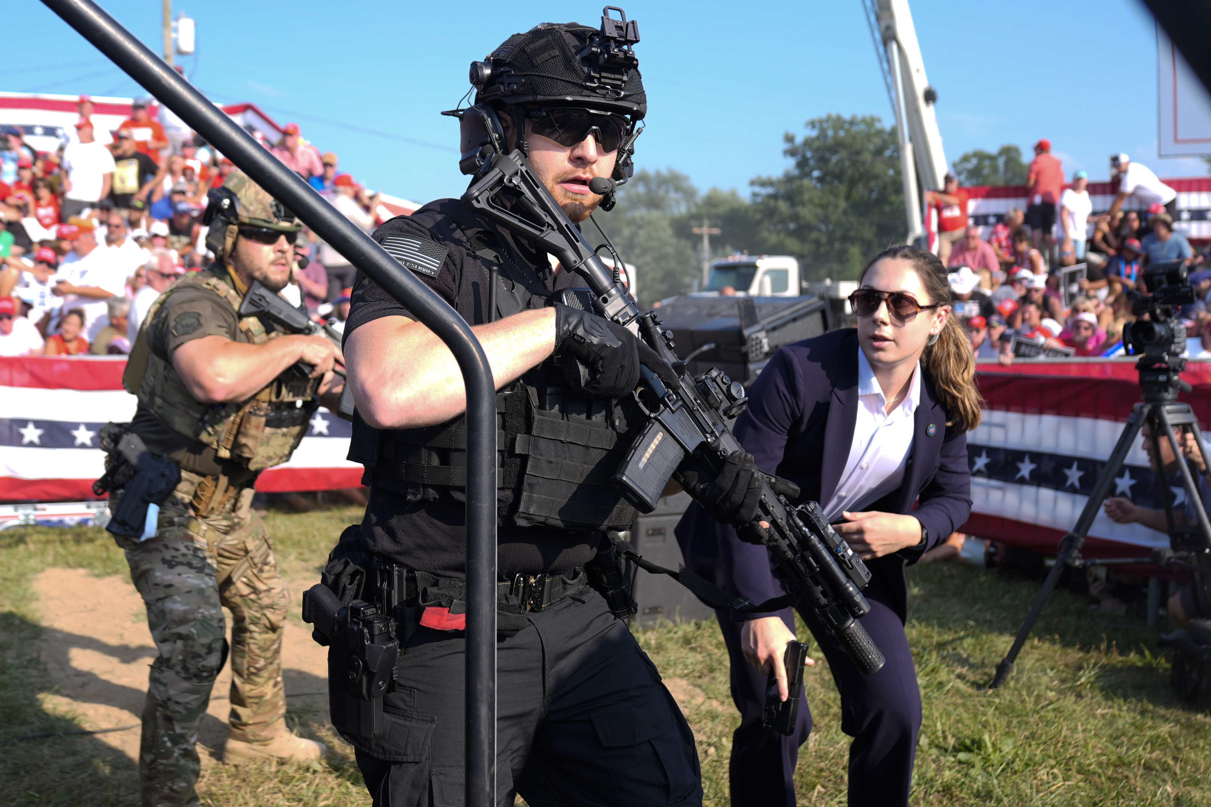 Law enforcement officials tell lawmakers about Secret Service failures ...