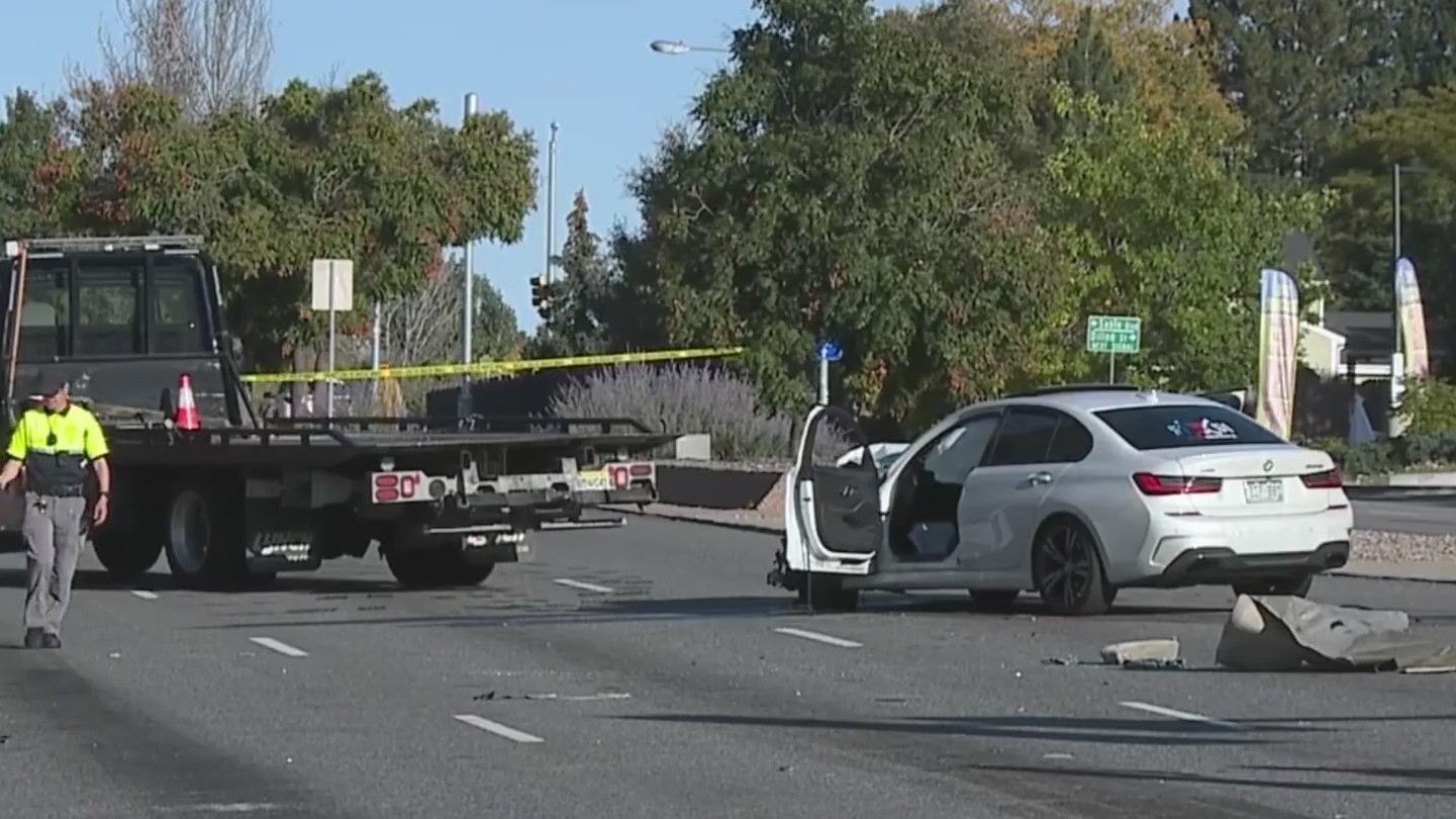 1 dead, 2 detained in Aurora crash, Iliff and Blackhawk reopened ...