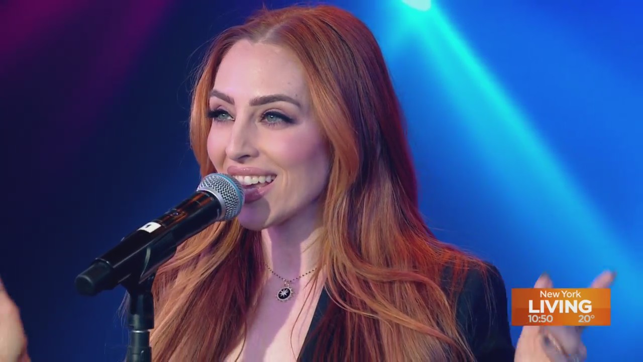 Singer Kelsie Watts performs and previews her new Broadway show – PIX11