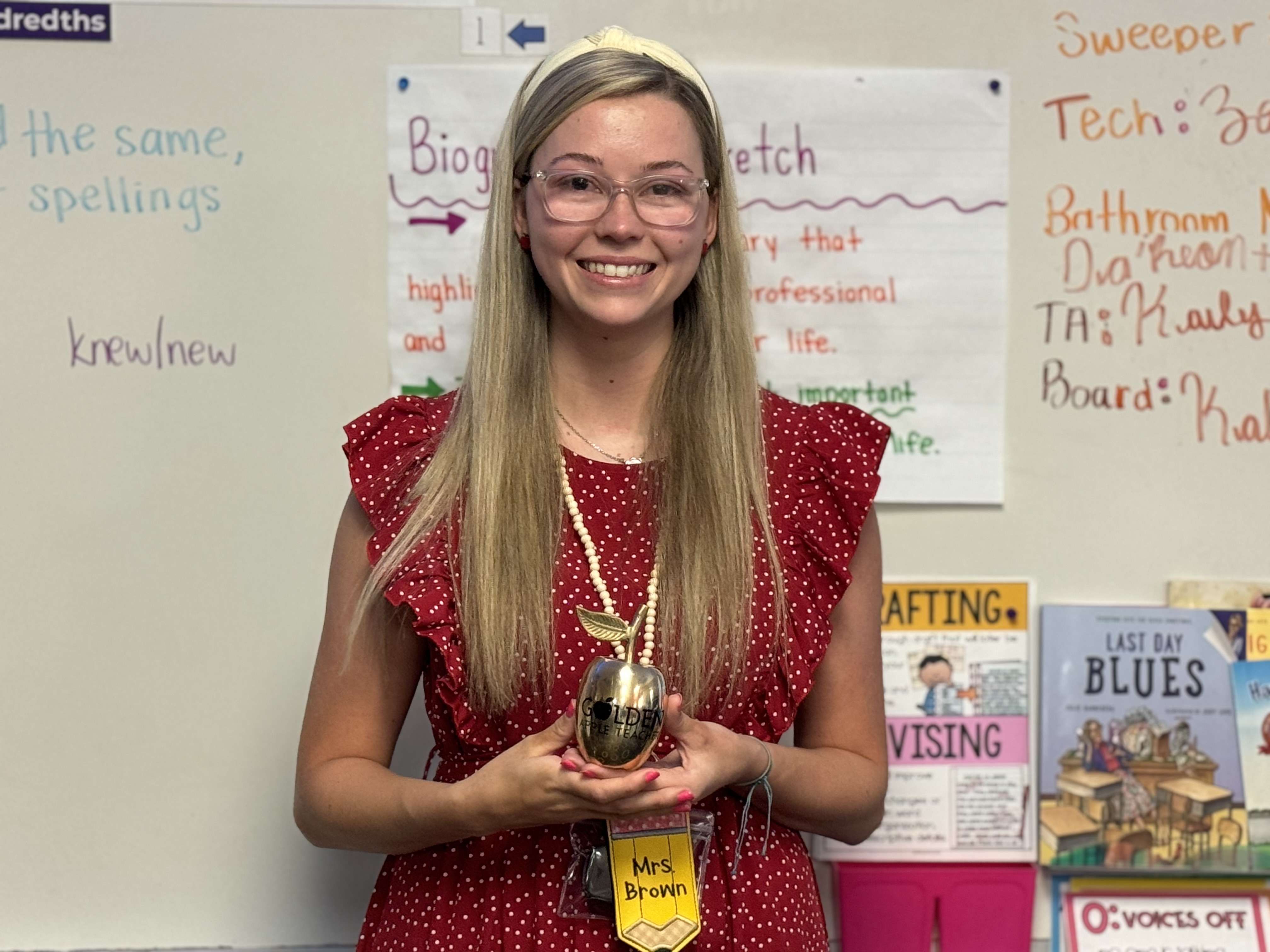Gilliard Elementary teacher deserves a Golden Apple. Here’s why. – WKRG ...
