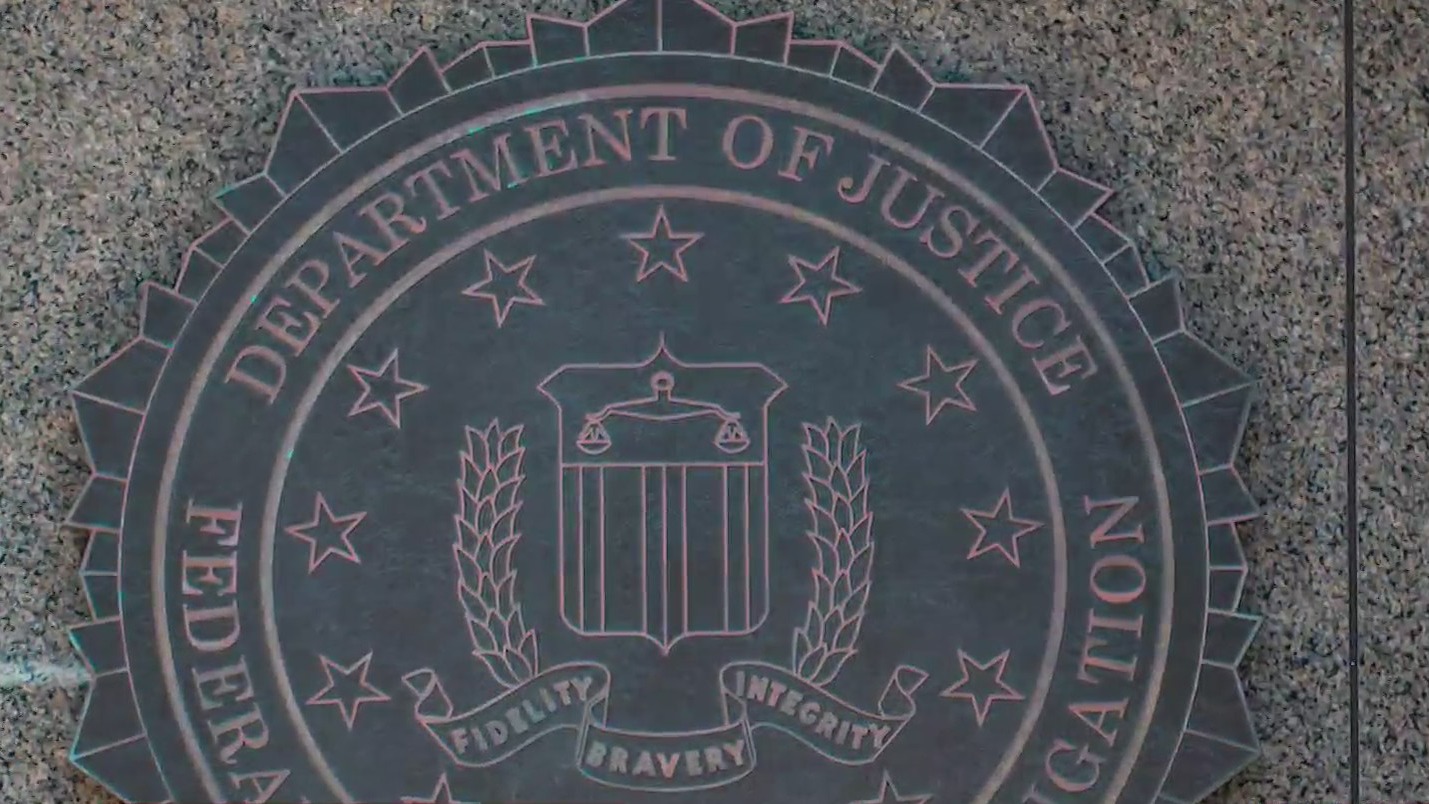 FBI is ‘tracking down’ Texas Democrats, Abbott says | Morning in ...