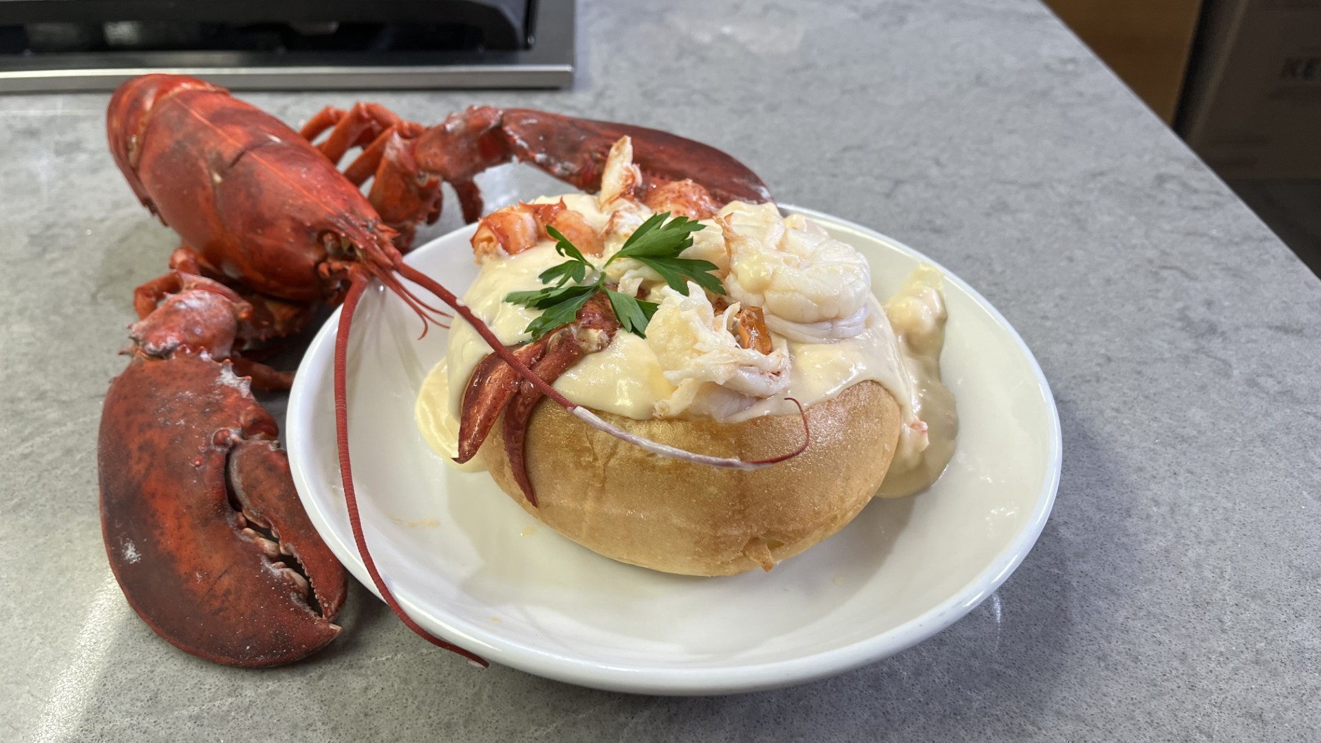 In the Kitchen: Iggy’s Lobster Bomb – WPRI.com
