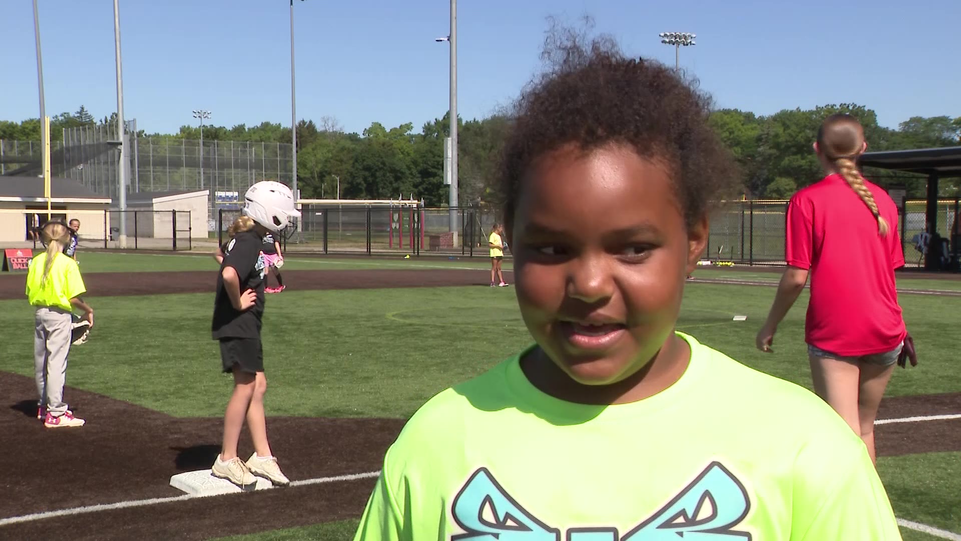 Delaney interview at WBA softball camp – WANE 15