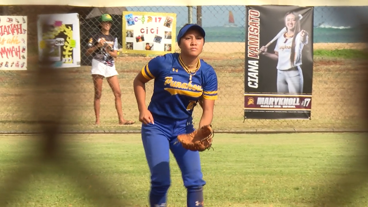 Punahou softball heads into league playoffs undefeated – KHON2