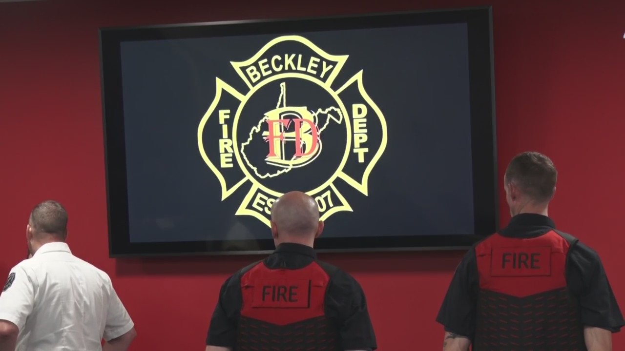 Dickeys BBQ Pit owners donate $10K to the Beckley Fire Department – WVNS
