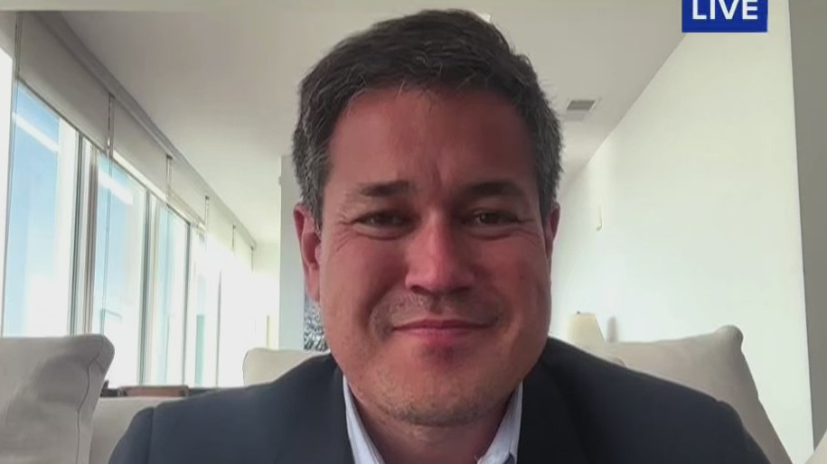 How will RFK Jr.’s endorsement of Trump impact poll numbers? | Vargas ...