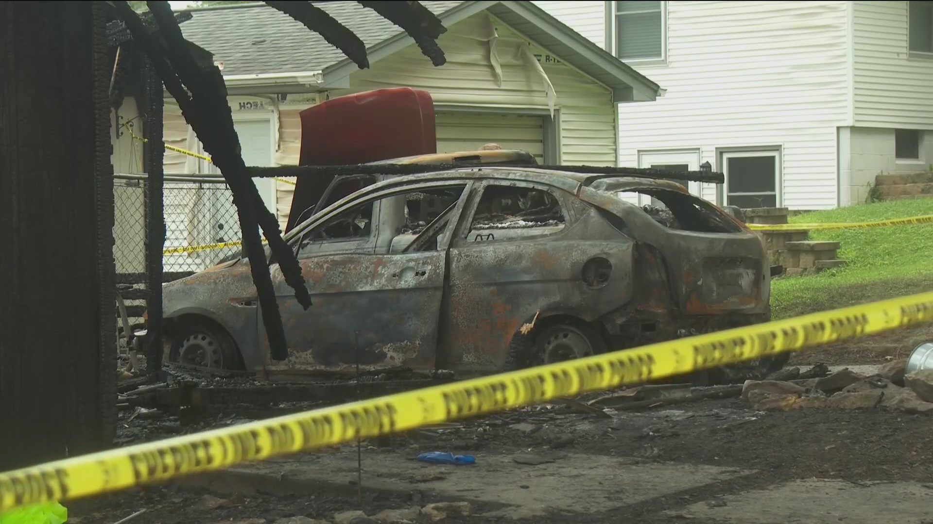 Iowa double homicide, home explosion suspect has died – who13.com