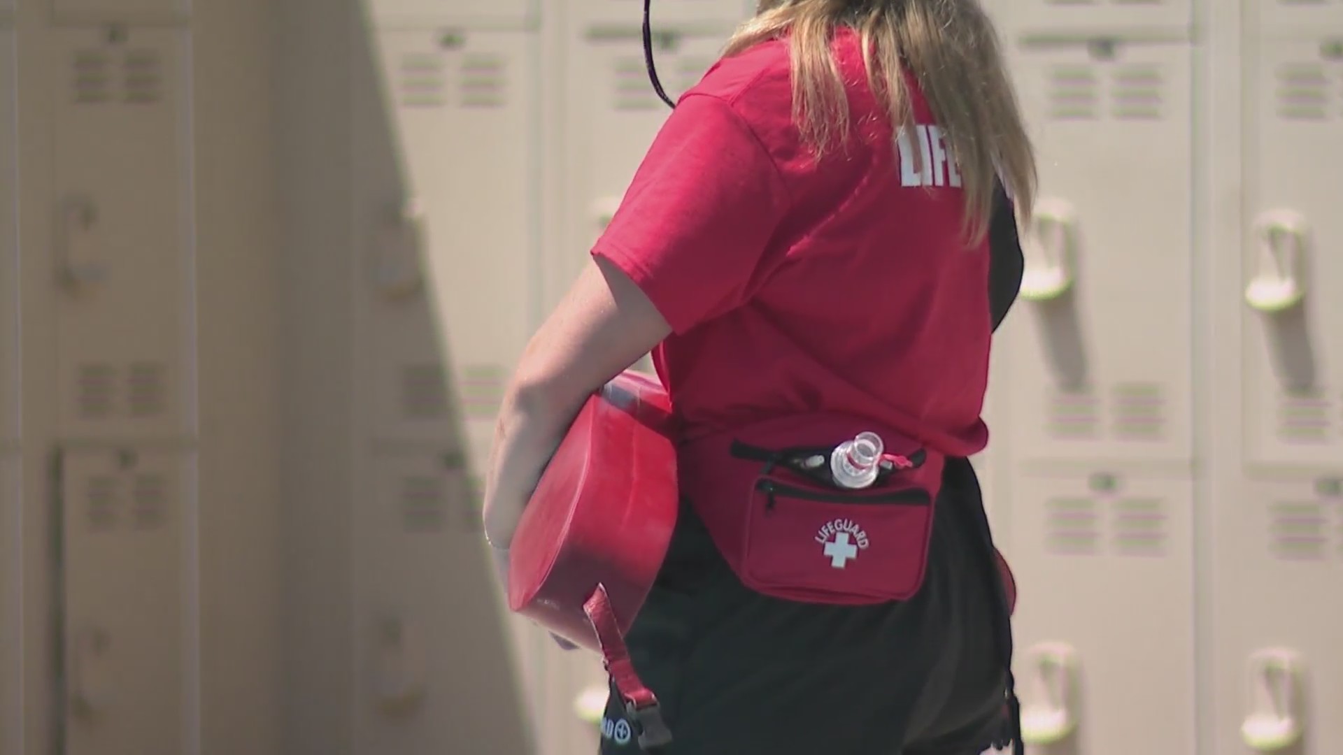 Aurora lifeguard shortages are now afloat – FOX31 Denver