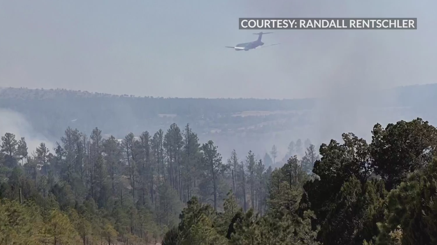 Oakmont wildfire is 30% contained, officials say – KRQE NEWS 13 ...