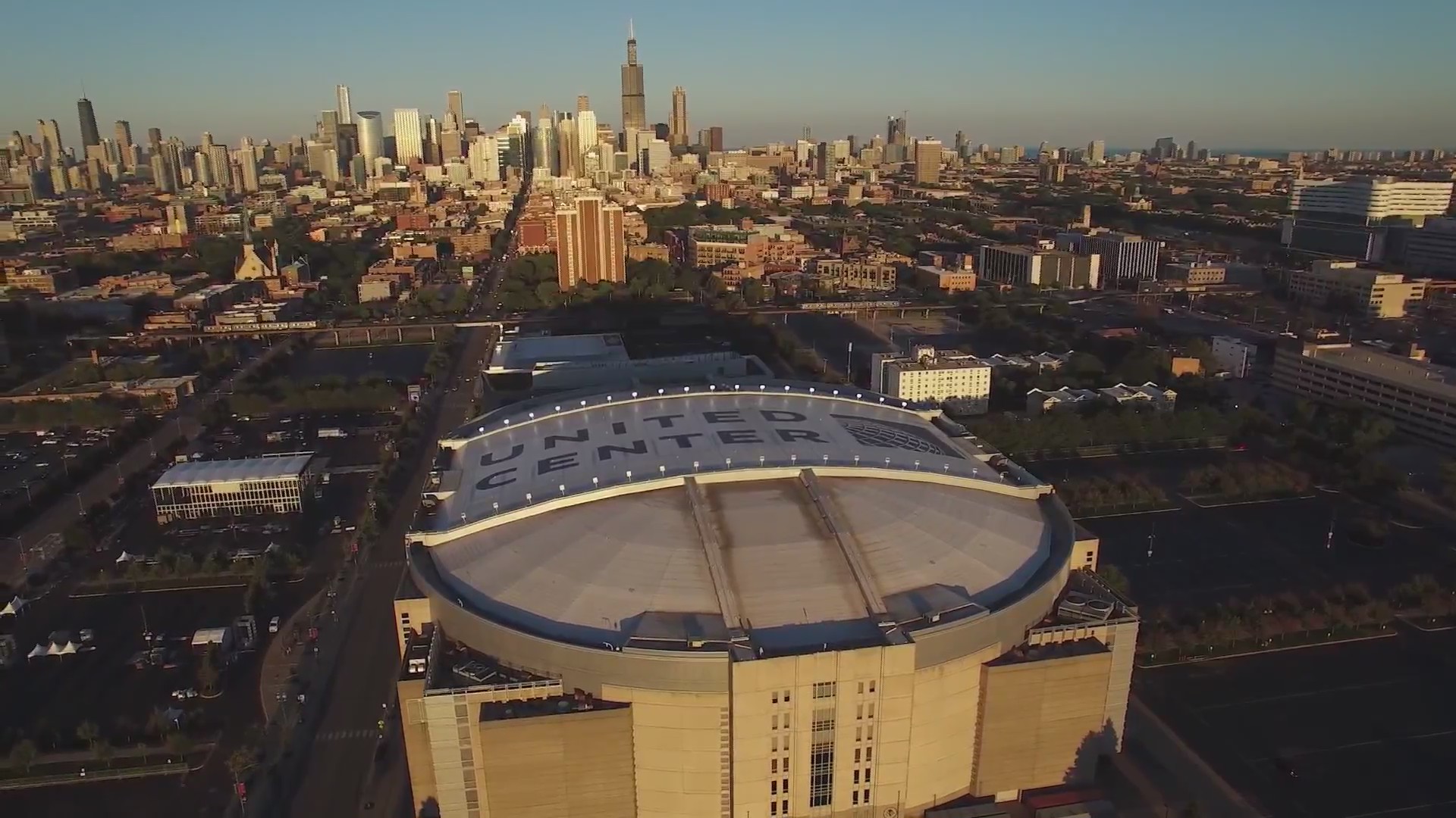 United Center owners planning major $7 billion renovation project ...