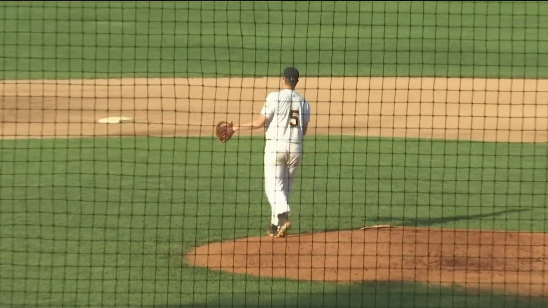 Baseball: Larks fall at home on Wednesday – KX NEWS