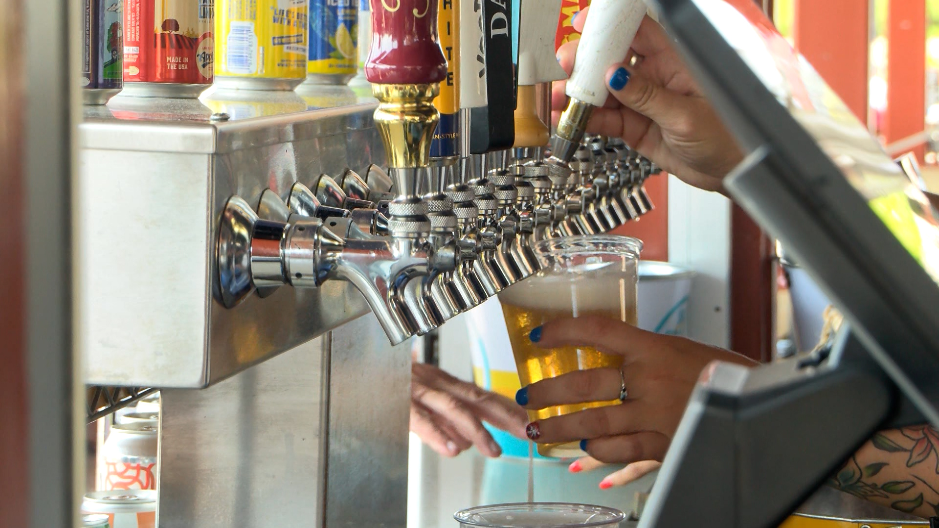 Local bars, restaurants see increase in business on July Fourth – WJET ...