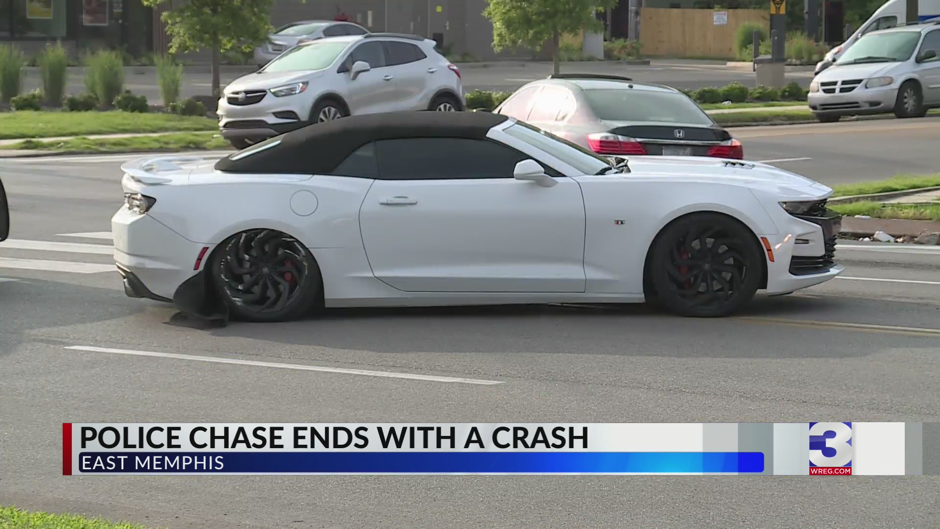 East Memphis police pursuit ends in crash, witness speaks – WREG.com