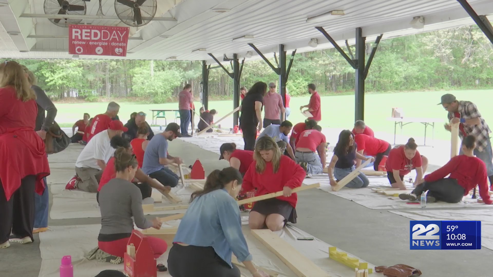 Local foster kids to get new beds through “Red Day Project” – WWLP