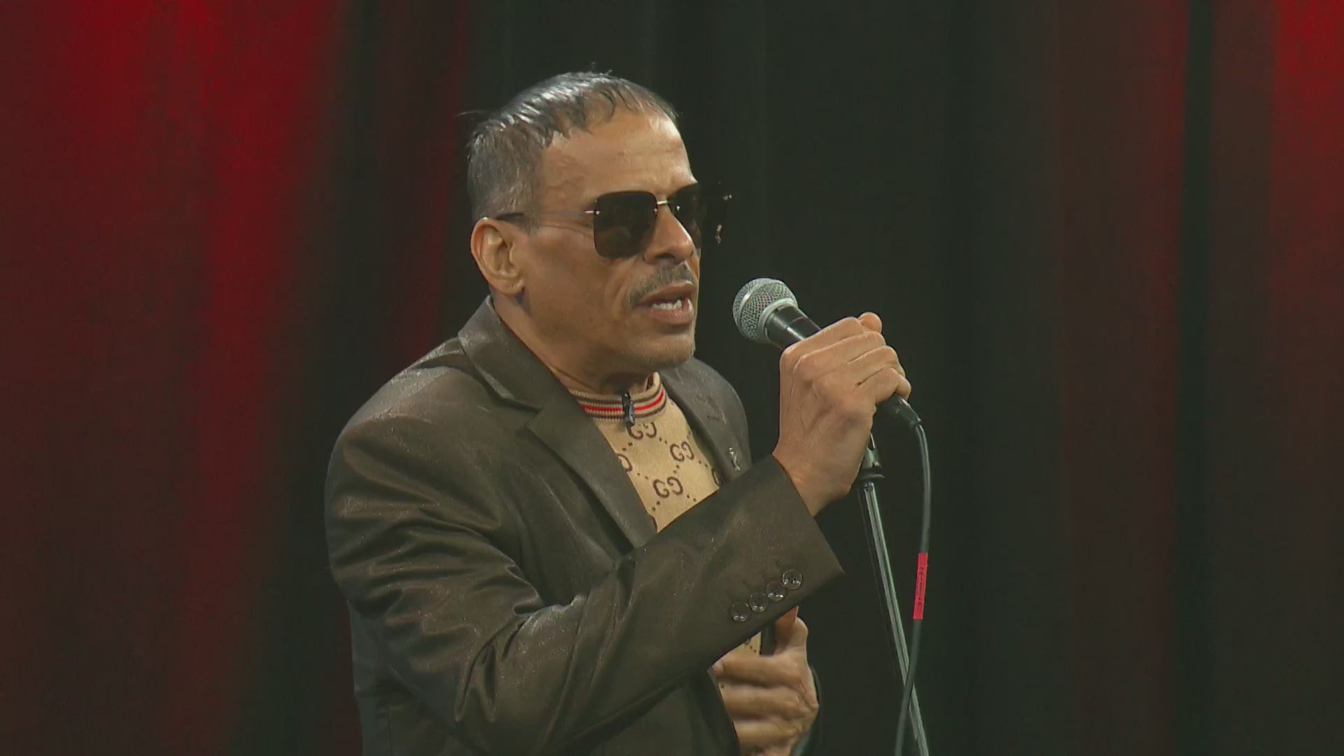An Evening Christopher Williams – FOX 2
