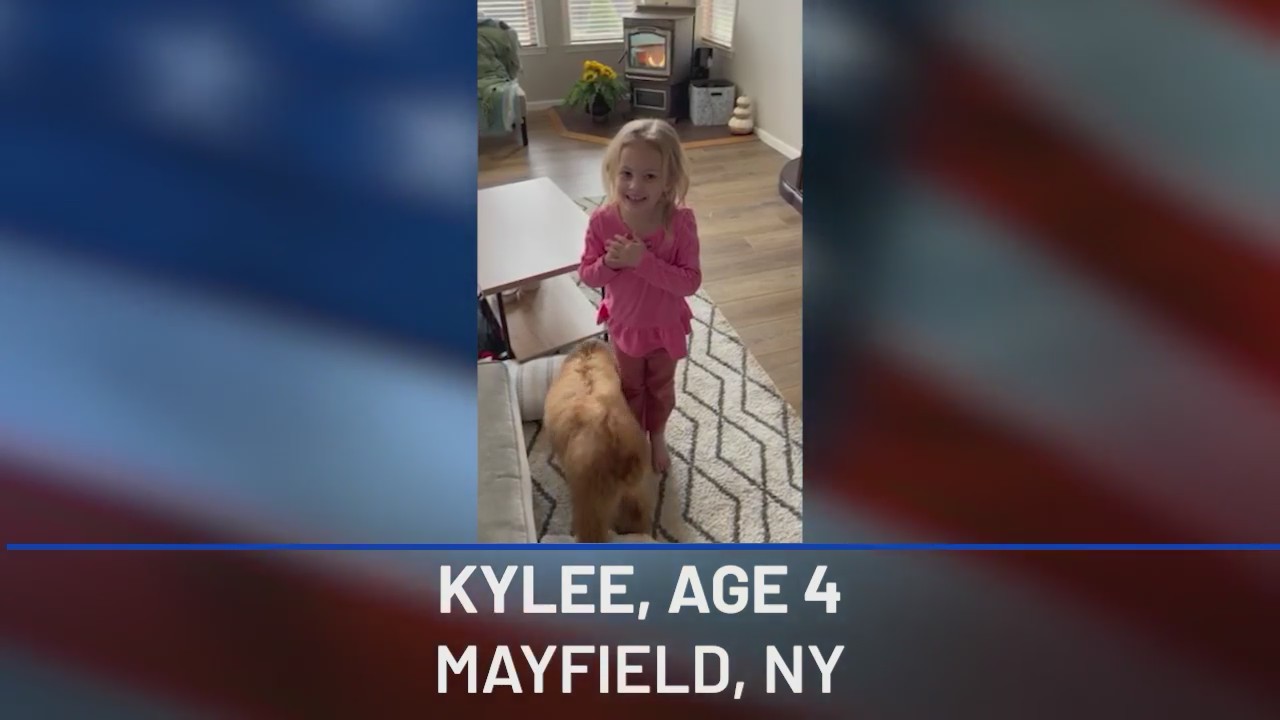 Kylee gives us our daily Pledge of Allegiance! – NEWS10 ABC