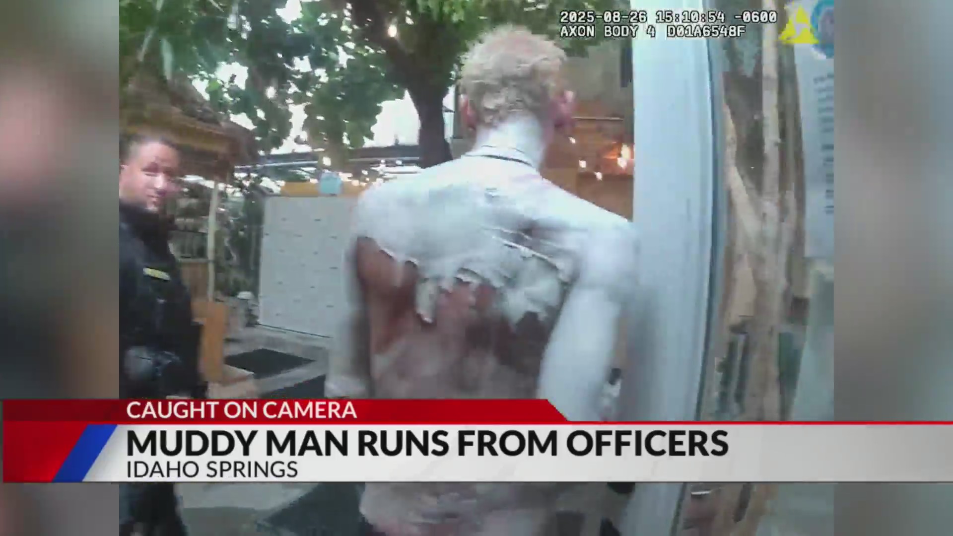 Man covered in mud, wearing only a Speedo flees police – WSPA 7NEWS