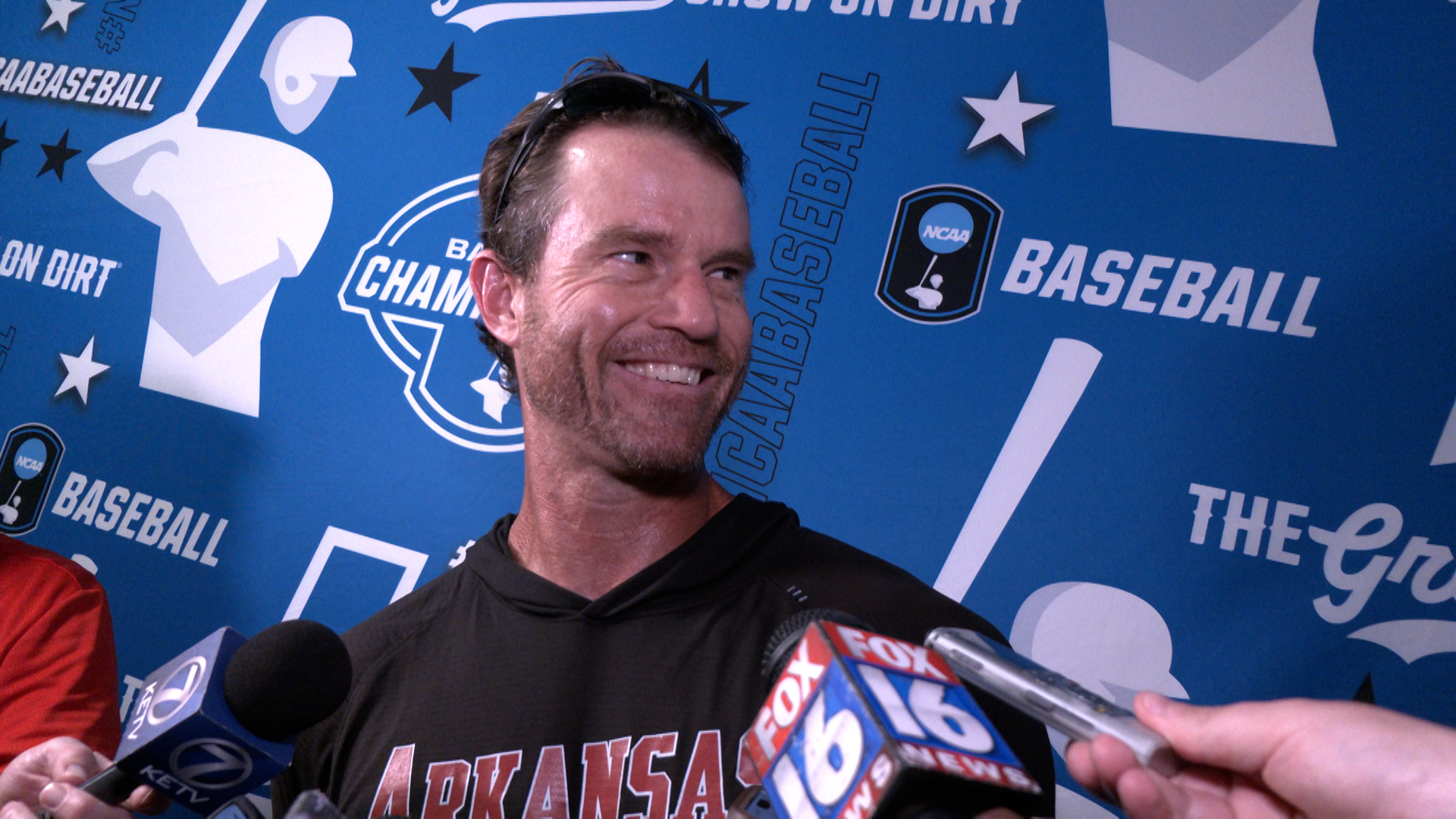 Arkansas pitching coach Matt Hobbs discusses Gage Wood’s MCWS no-hitter ...