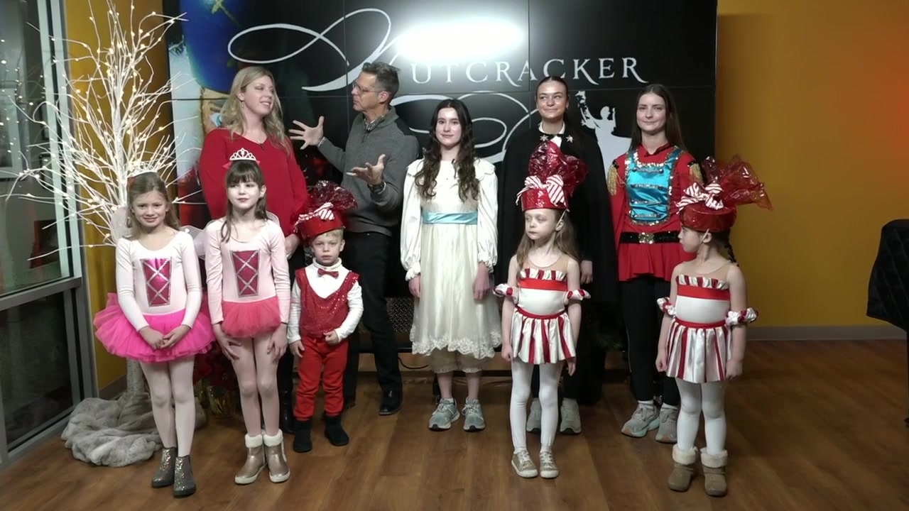 Nutcracker on Ice – FOX 2