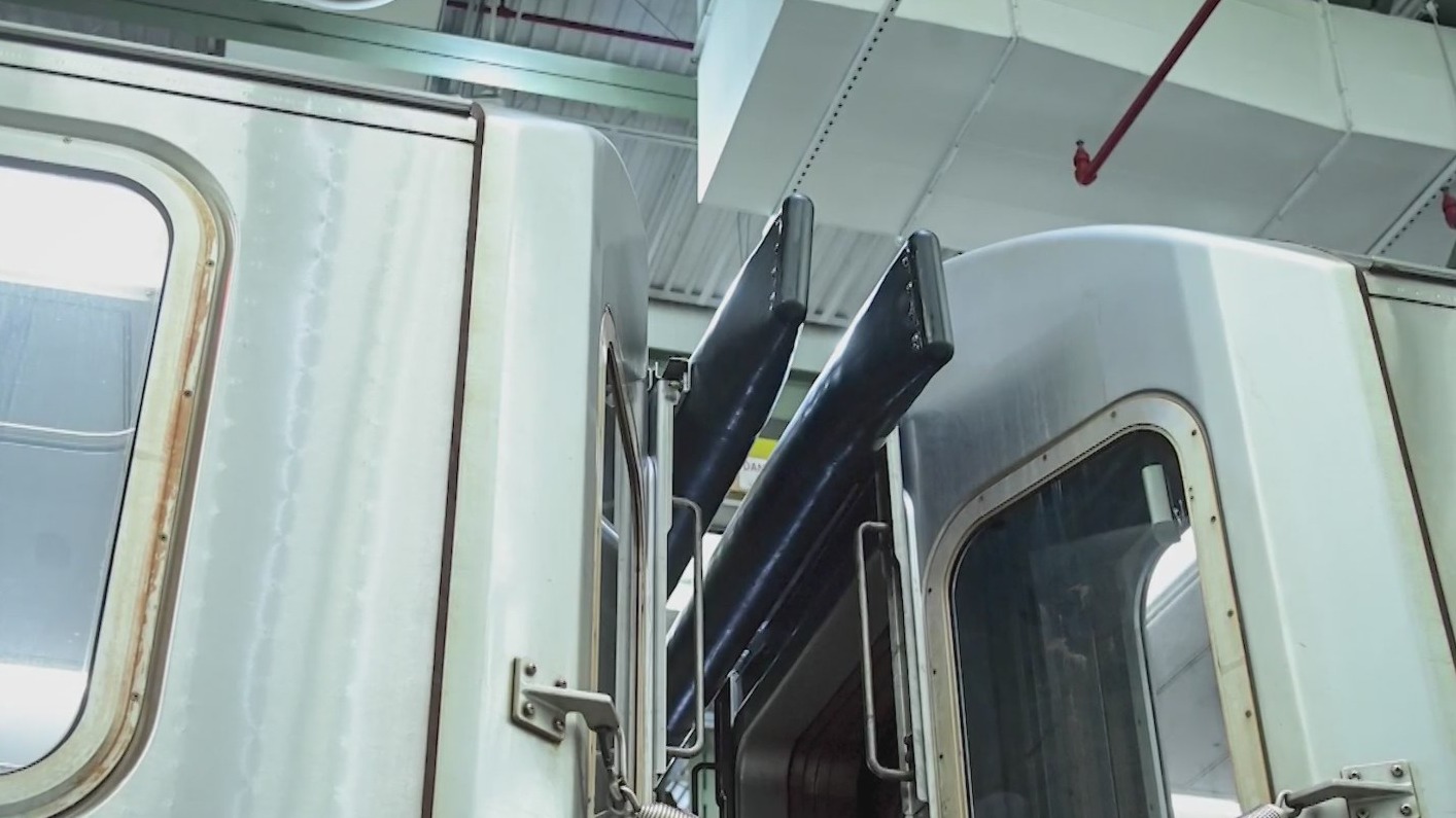 New barriers above NYC subway train cars? Here’s what they do – WRBL