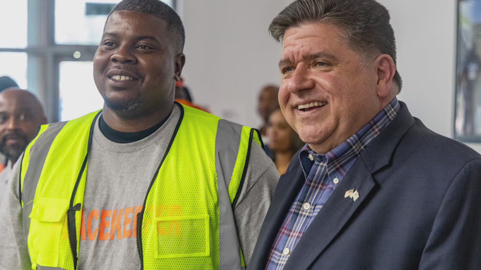 ‘Peacekeeper’ pictured at Pritzker event accused in deadly Mag Mile ...