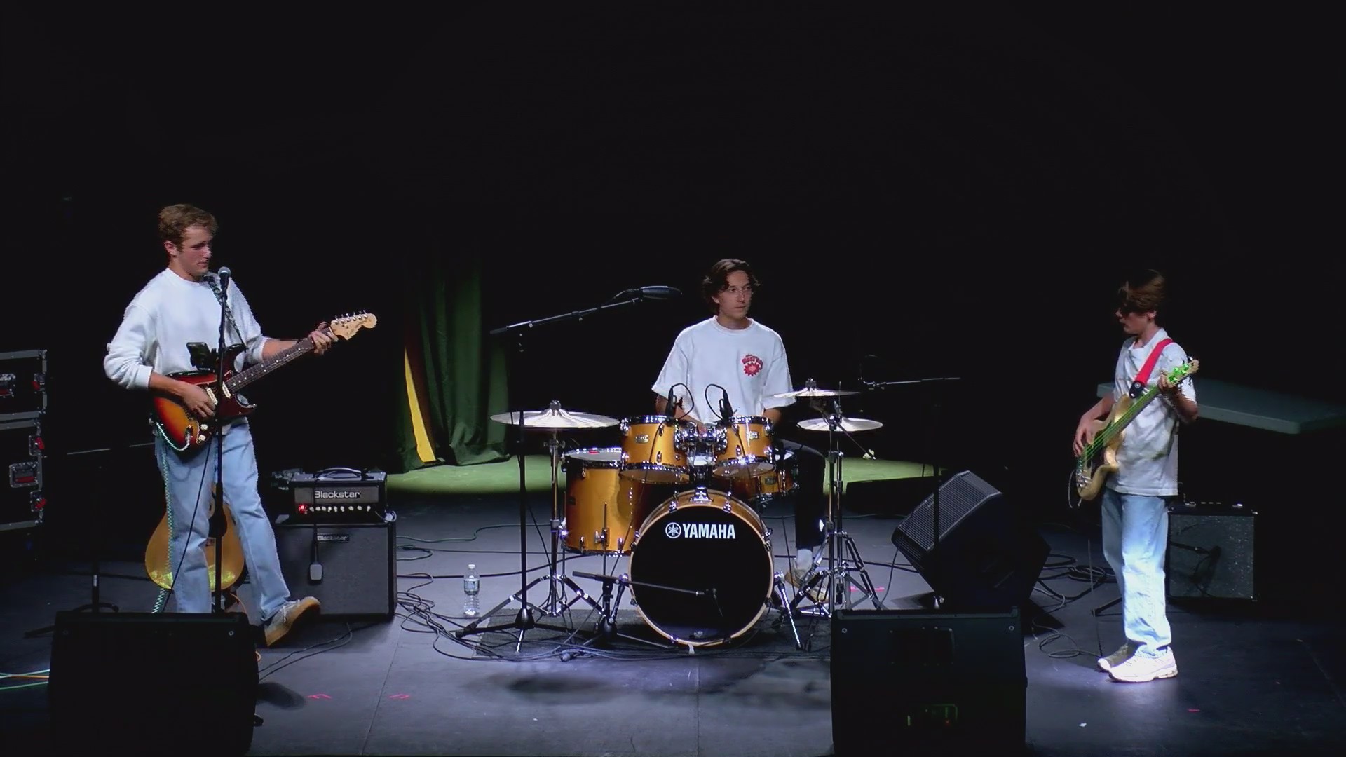 City Center Stage: Hometown | ciLiving – WCIA.com