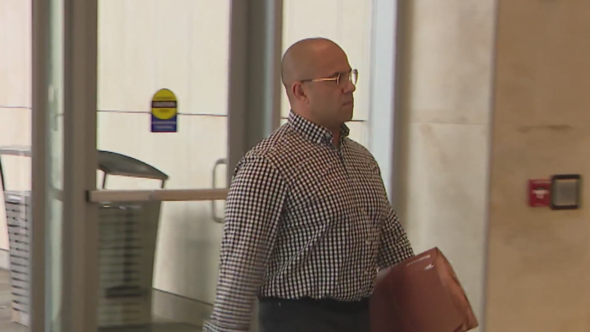 Former Waukegan police officer in court for battery as murder trial ...