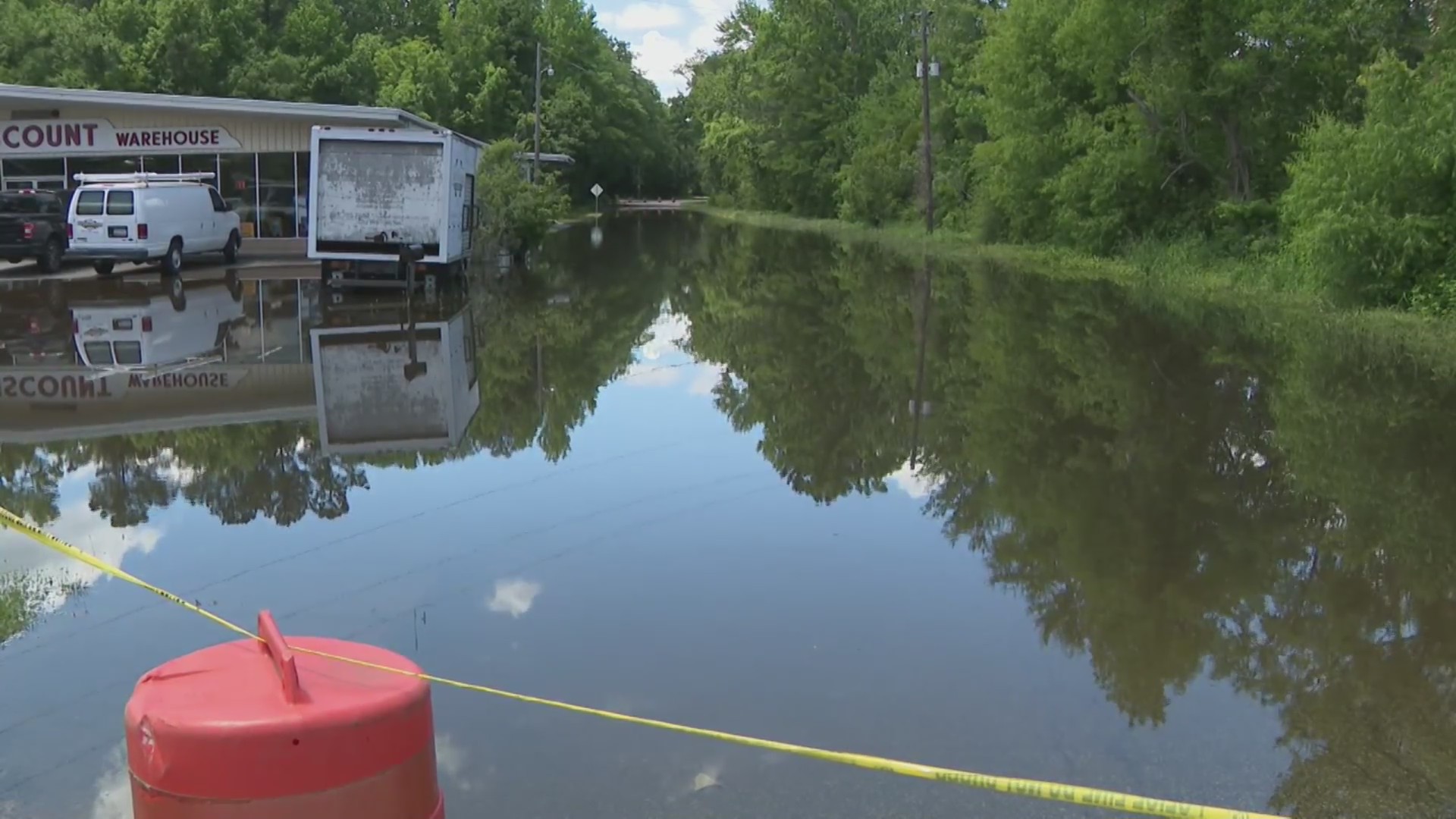 Work crews begin recovery efforts in Allendale after major flooding ...