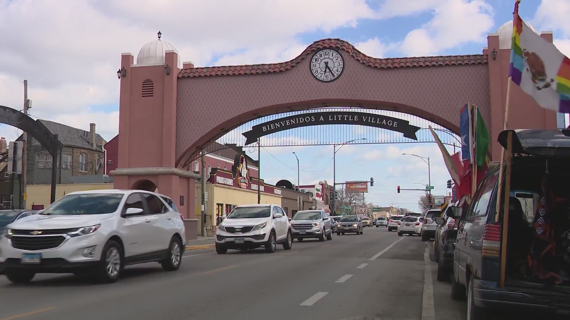 Community outraged as ICE raid sparks questions in Pilsen – WGN-TV