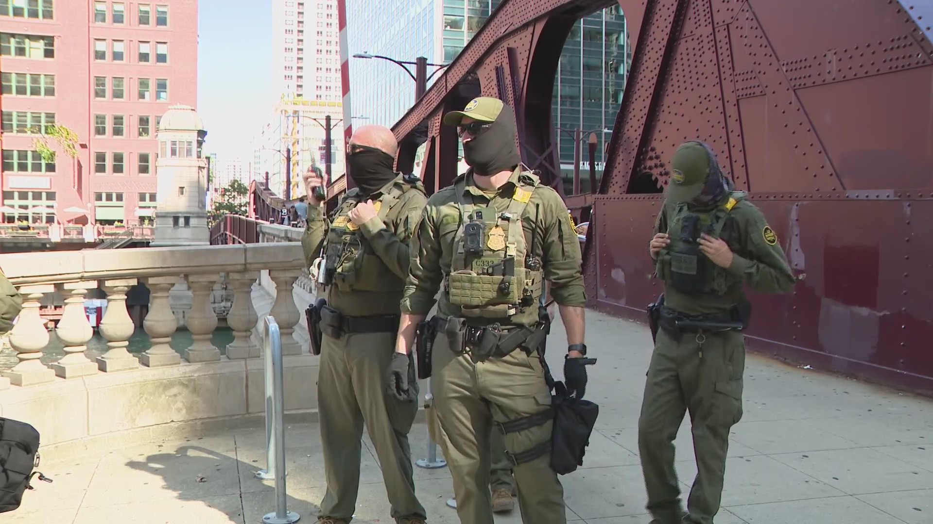 Chicago residents react to armed Border Patrol presence – WGN-TV