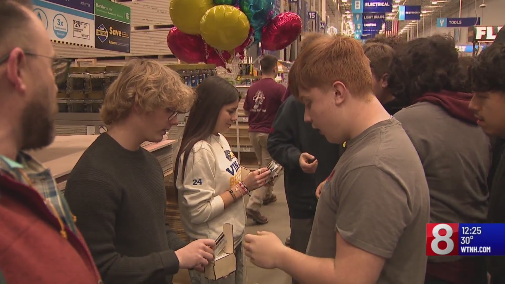 Middletown seniors kick-start their careers with Lowe’s shopping spree ...