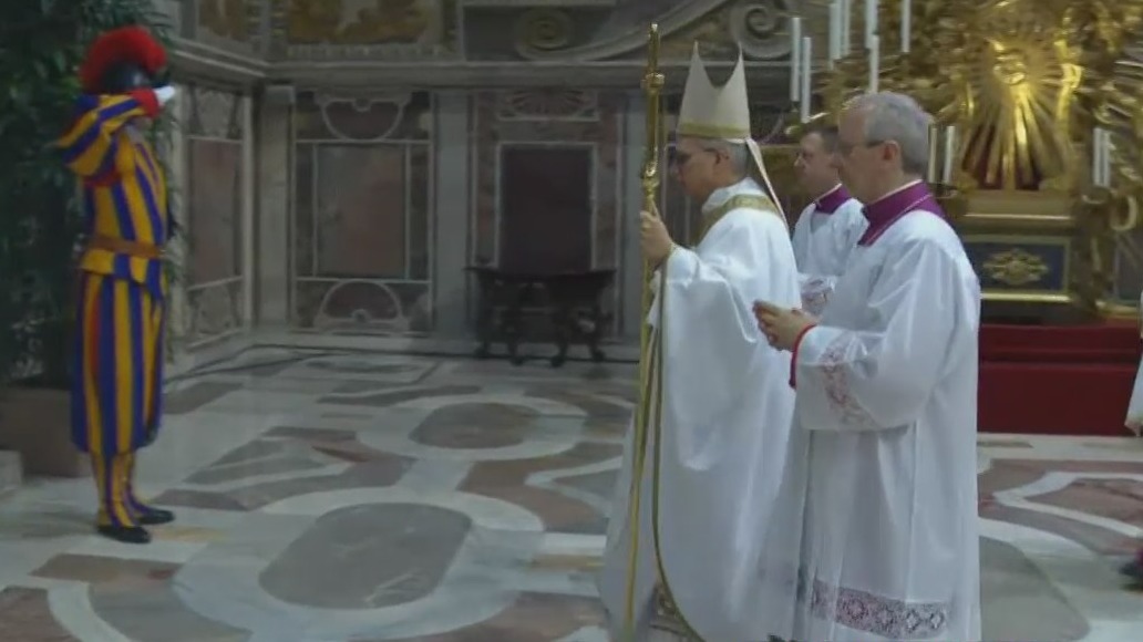 Pope Leo XIV celebrates first Mass as pontiff | Morning in America ...