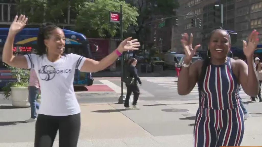 National Disco Day with a rollerskating boogie – PIX11