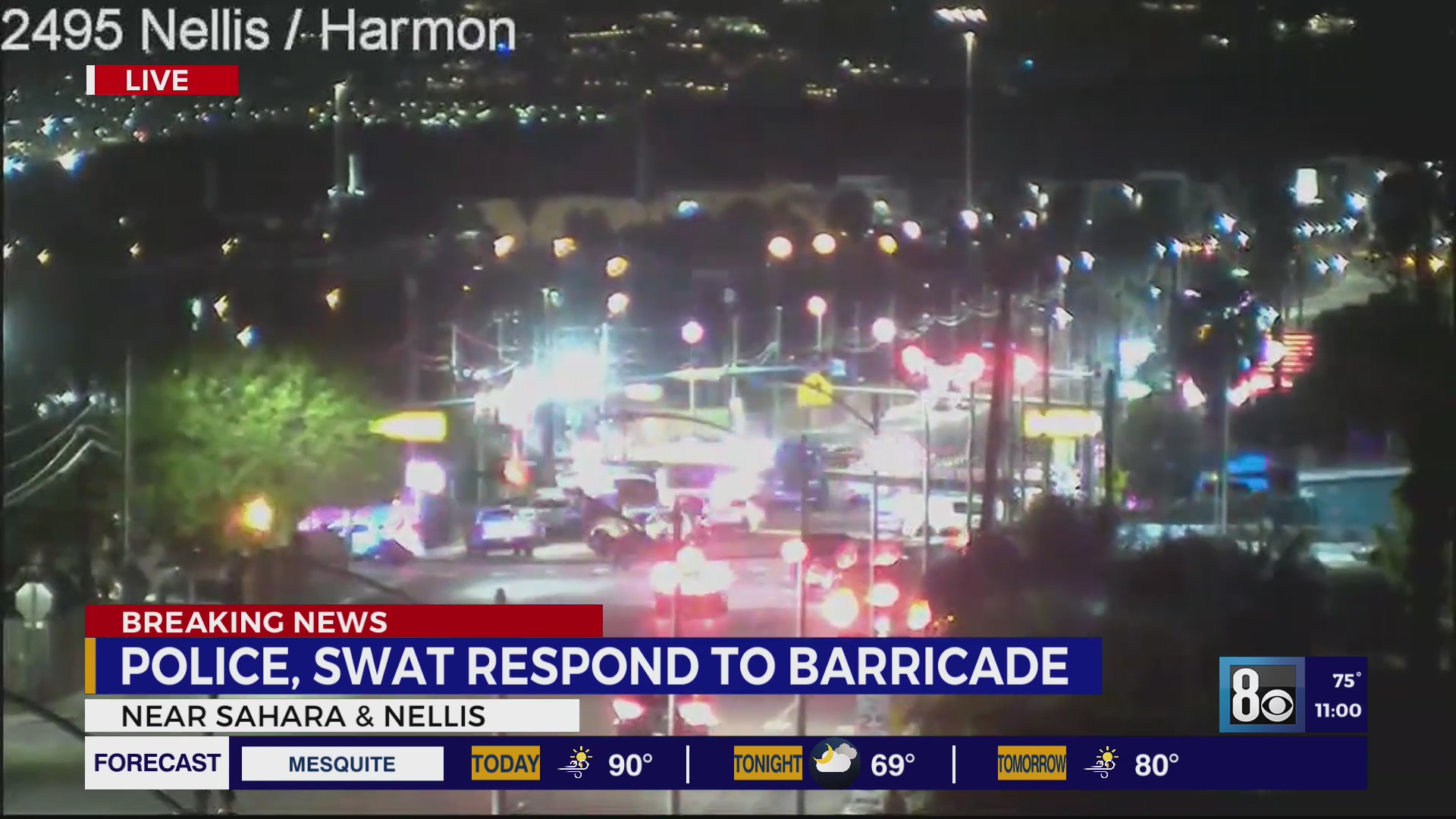 Las Vegas police, SWAT respond to barricade at home in east valley – KLAS