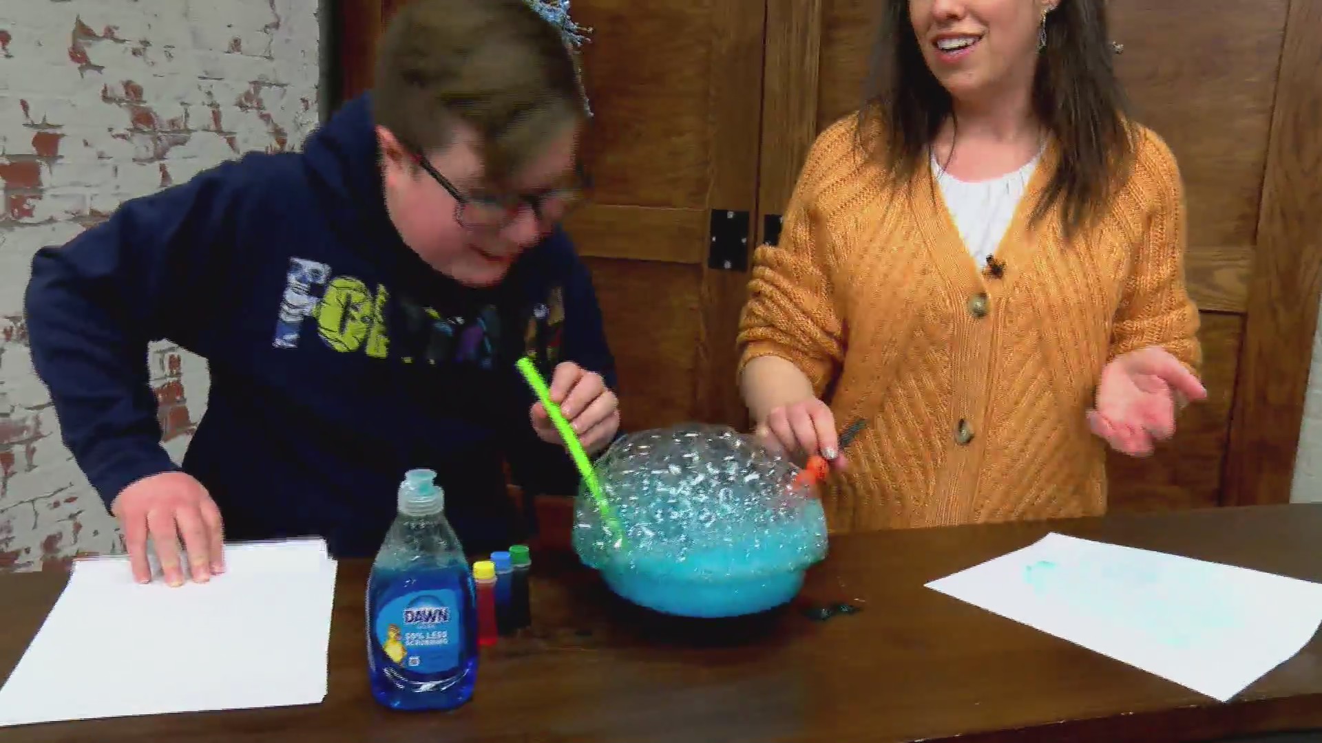 Easy Bubble Art craft with Jaclyn Friedlander and Dolan vickery – WCIA.com