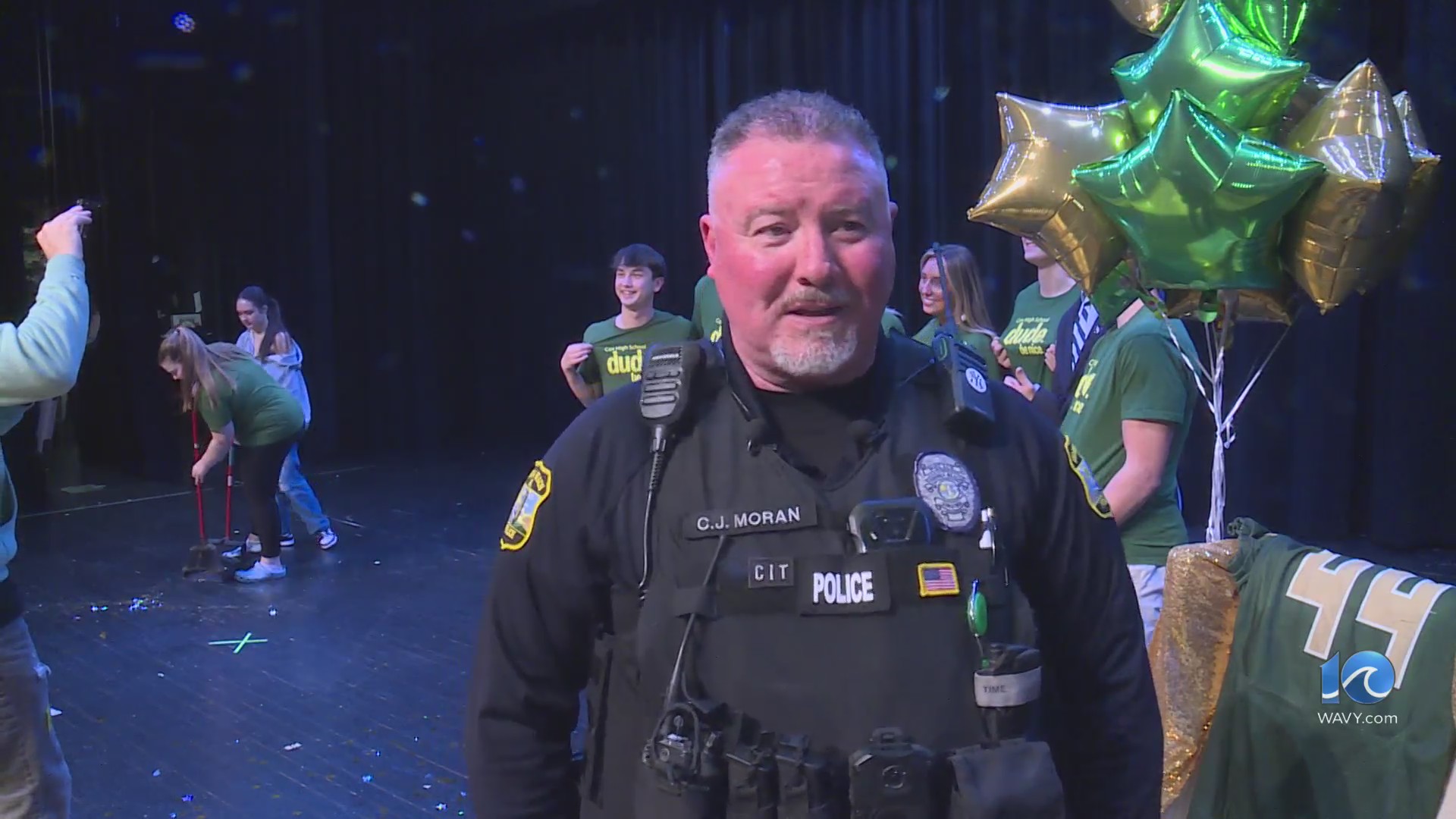 Cox HS SRO honored for service to school – WAVY.com