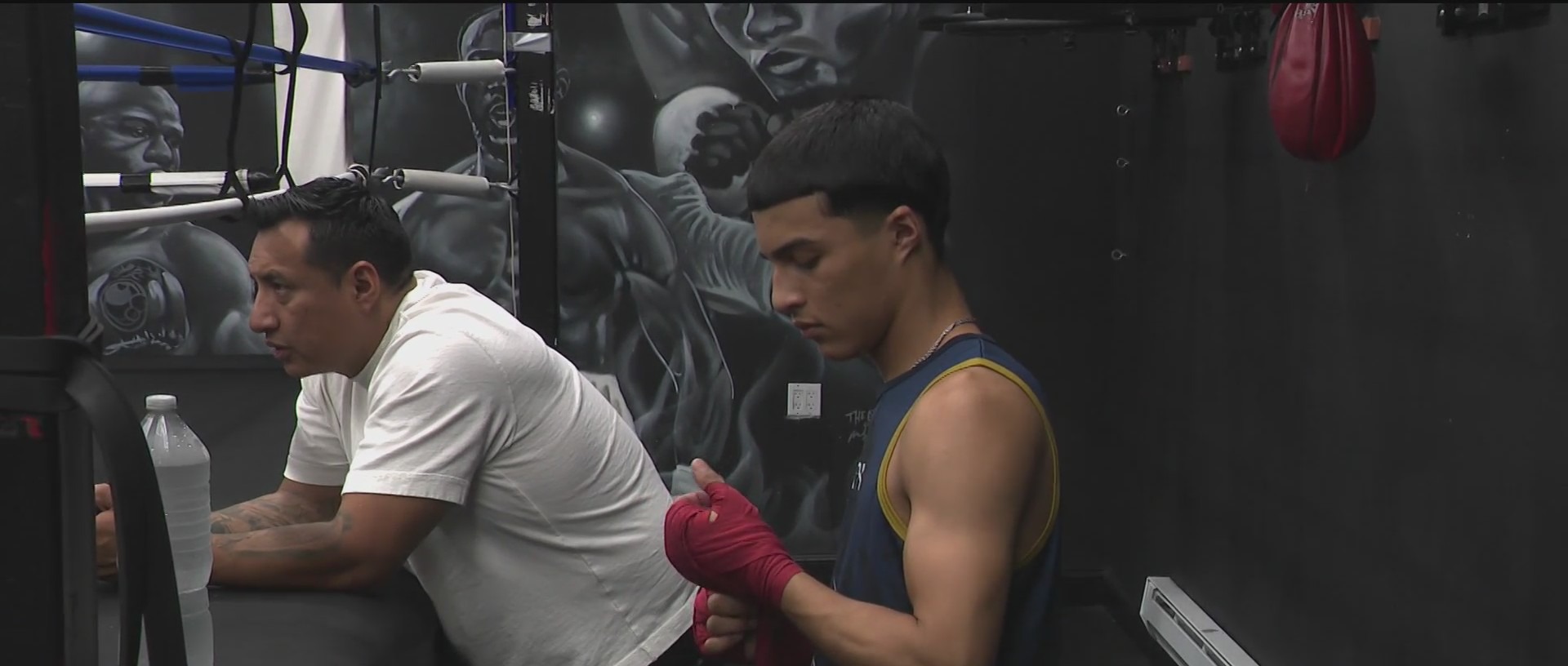 Bronx boxing gym helps kids and families in and out of the ring – PIX11