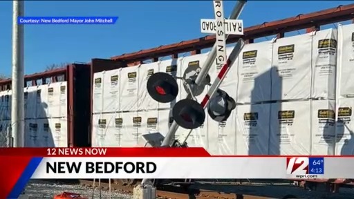 Freight train hits railroad mast arm in New Bedford – WPRI.com